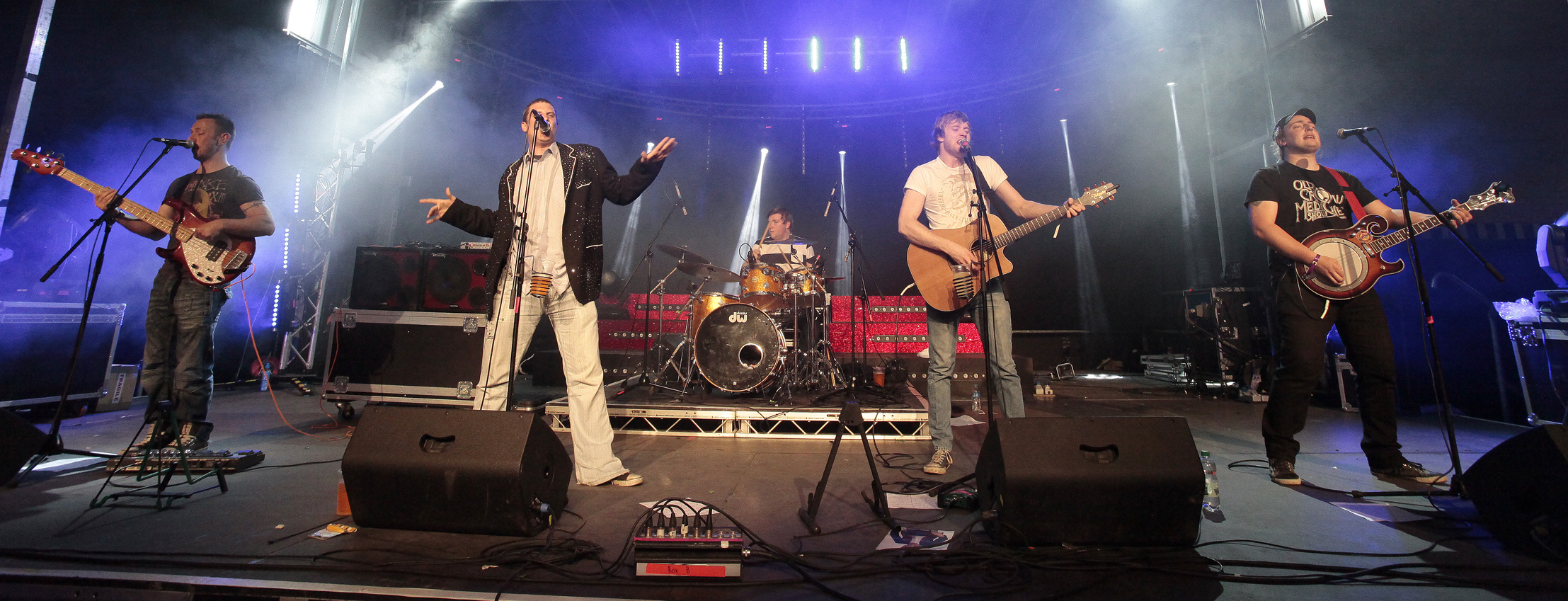 The Logues | THE LOGUES GET READY FOR IRISH TOUR - The Logues